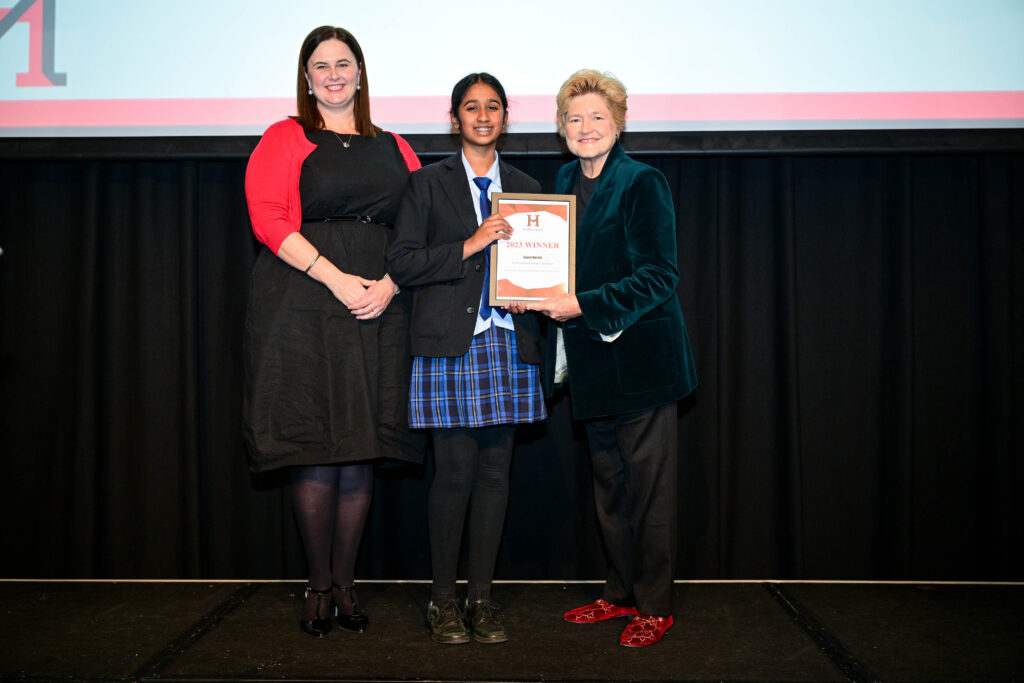 HMEF celebrates its scholars at awards events in four cities - Harding ...