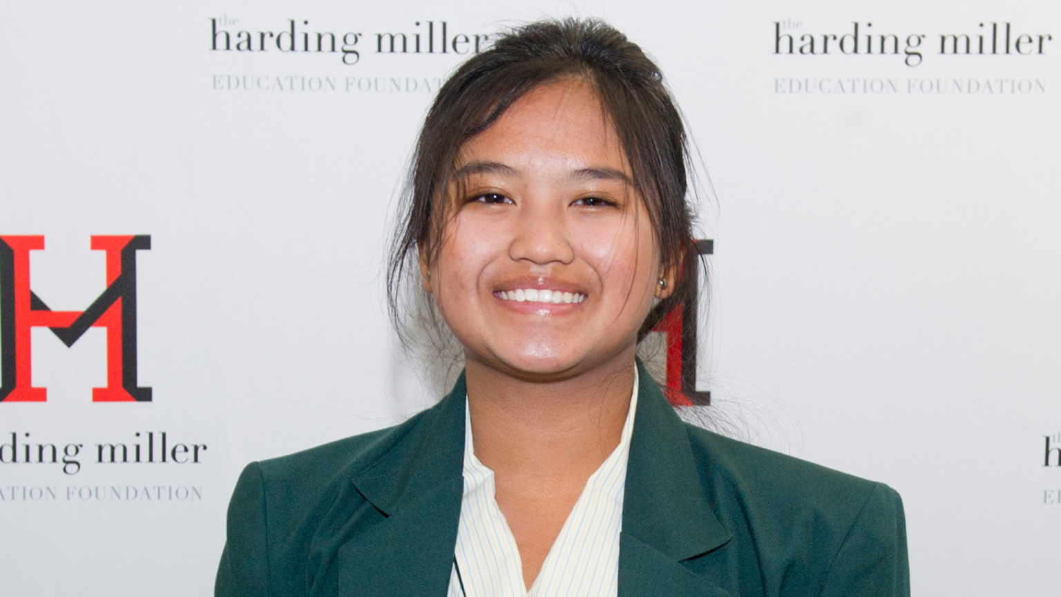 High School Scholarship For Girls | Harding Miller Education Foundation